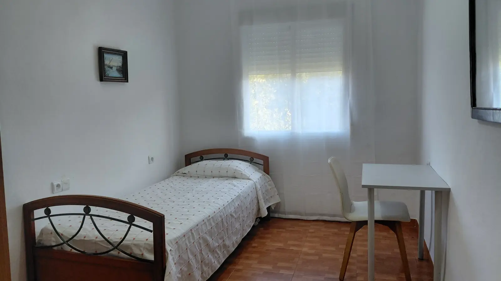 Room in a shared 3-bedroom flat for rent in Benicalap (ref: 1518710 ...