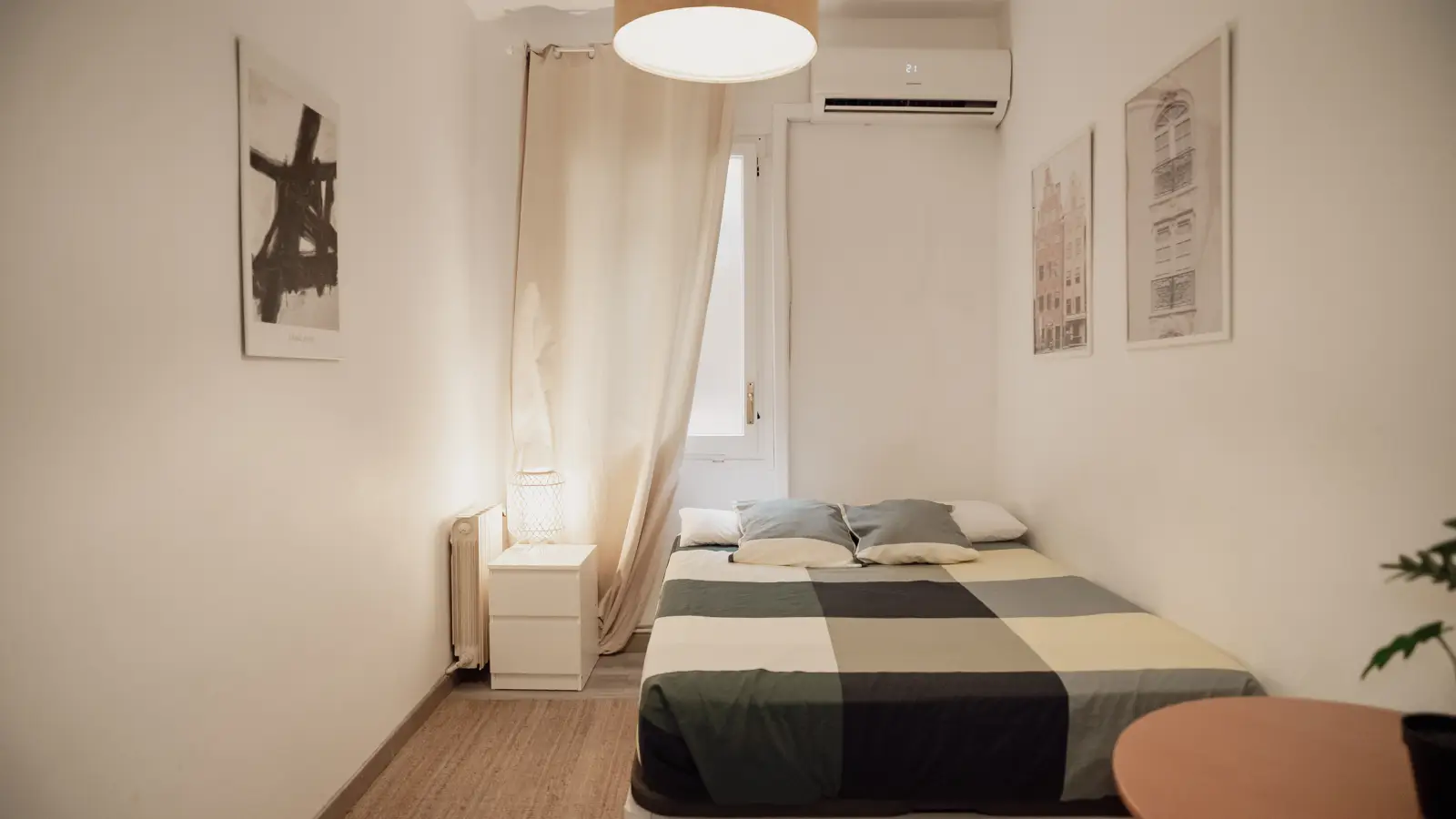 Room in shared 6-bedroom for rent Sant Antoni, Barcelona (ref: 1511629 ...
