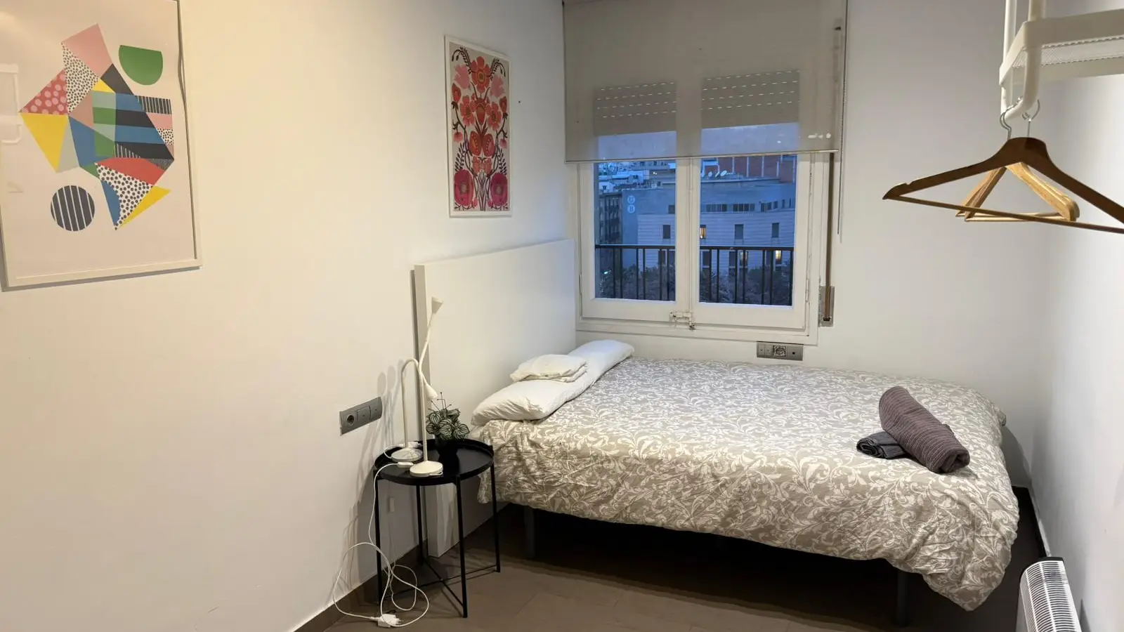 Room in 6-bedroom flat for rent in Sant Antoni, Barcelona (ref: 1511645 ...