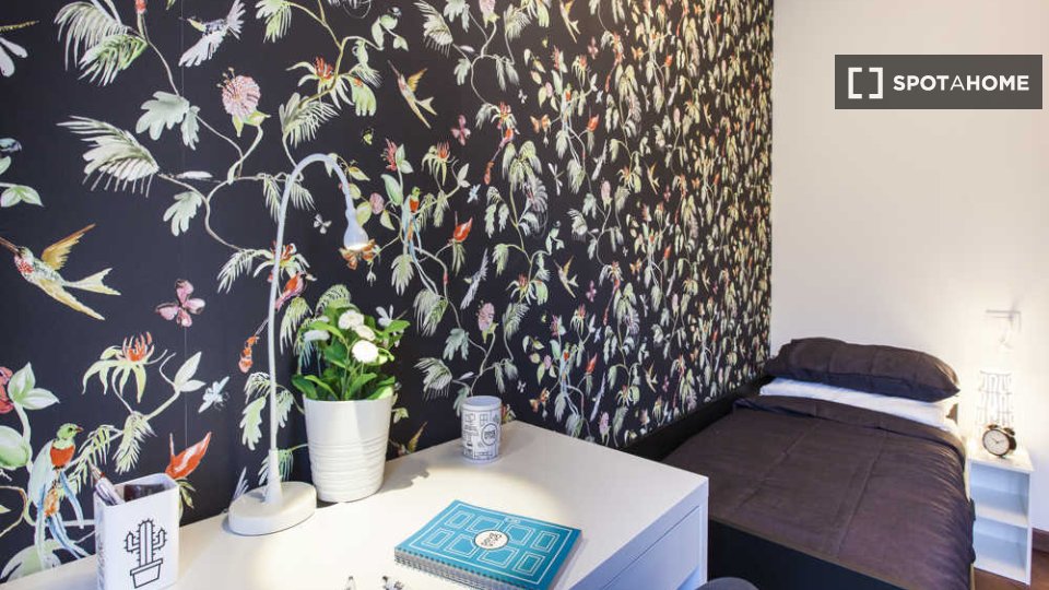 Room in Scalo Romana, Milan (ref: 1402444) | Spotahome