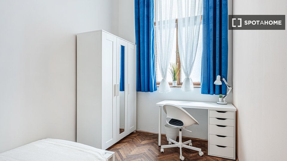 Cuarto en renta (ref: 1338090) | Spotahome