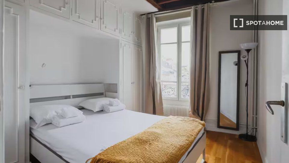 Appartement T2 à louer à Saint-Placide, Paris (ref: 1478199) | Spotahome