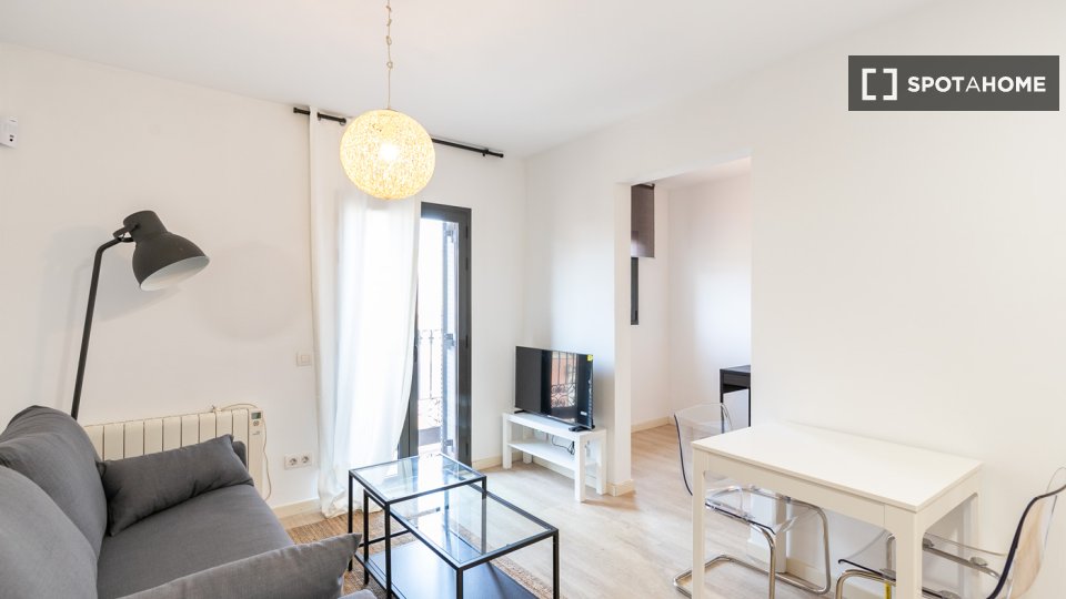 Modern and bright apartment in Watt Street (ref: 1314278) | Spotahome