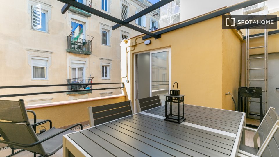 Apartamento moderno con balcón y terraza en Meer Street (ref: 1388306 ...